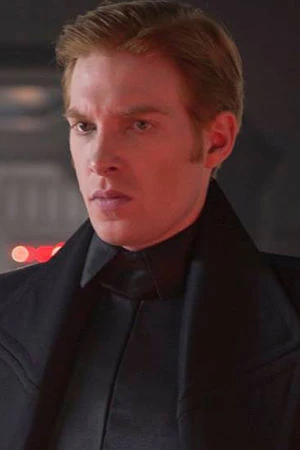 General Hux (Star Wars) | Movie and TV Wiki | Fandom
