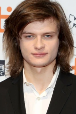 Charlie Tahan (1998) | Movie and TV Wiki | Fandom