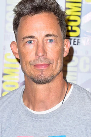 Tom Cavanagh (1963) | Movie and TV Wiki | Fandom