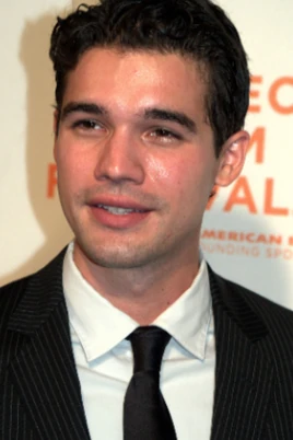 Steven Strait (1986) | Movie and TV Wiki | Fandom