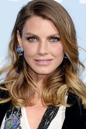 Angela Lindvall (1979) | Movie and TV Wiki | Fandom
