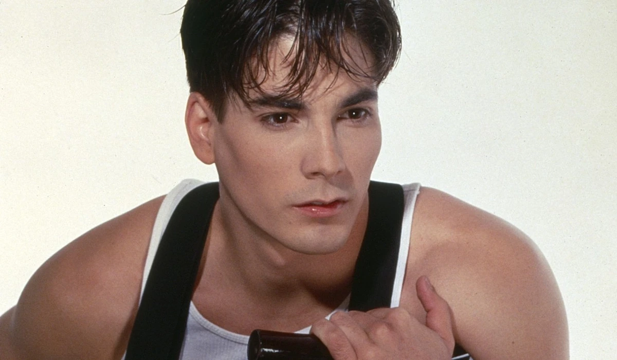 Dustin Carnell | Toku Fanpedia | Fandom