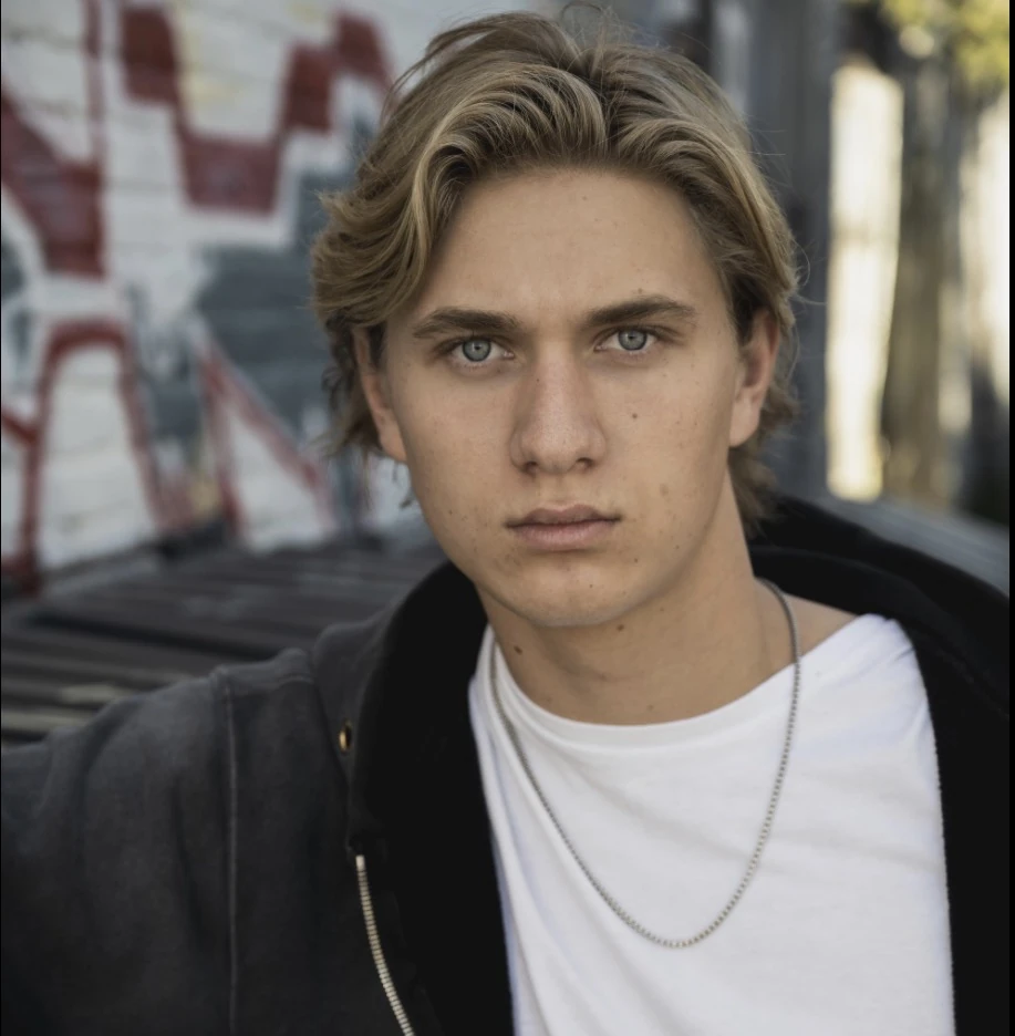 Logan Sullivan | Toku Fanpedia | Fandom