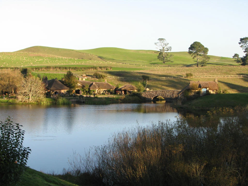 Green Dragon Inn | Tolkien Middle Earth Cinematic Universe Wiki | Fandom