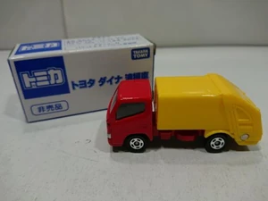 Toyota Dyna Refuse Truck- Red (Tomica Expo 2013) | Tomica Wiki | Fandom
