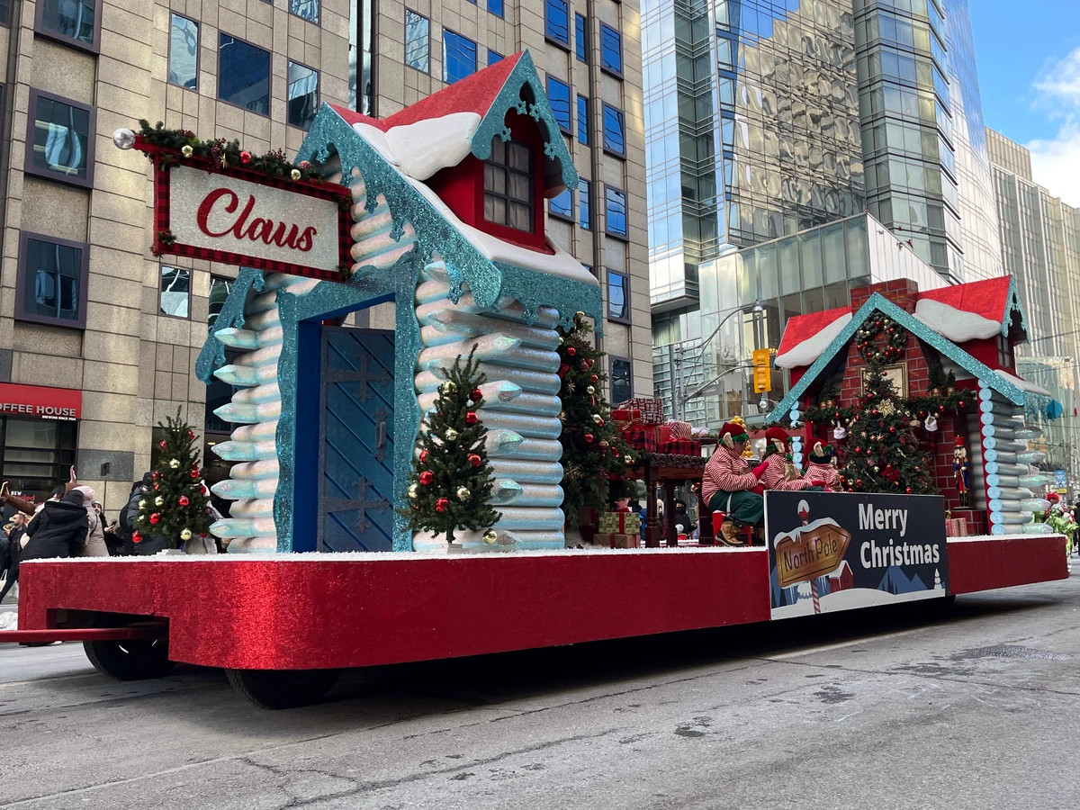 Mrs. Claus' North Pole Setup | Toronto Santa Claus Parade Wiki | Fandom
