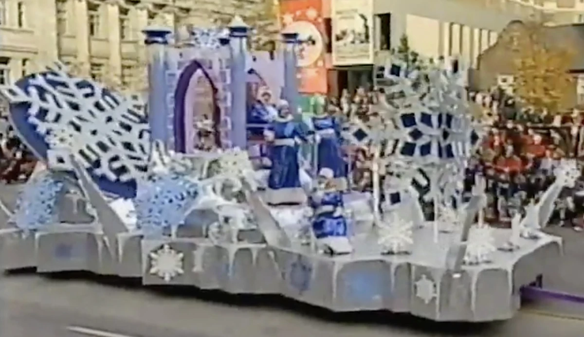 The Snow Kingdom | Toronto Santa Claus Parade Wiki | Fandom