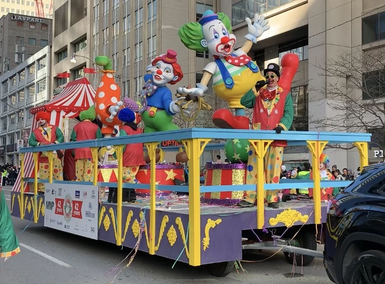 Celebrity Clowns (float) | Toronto Santa Claus Parade Wiki | Fandom