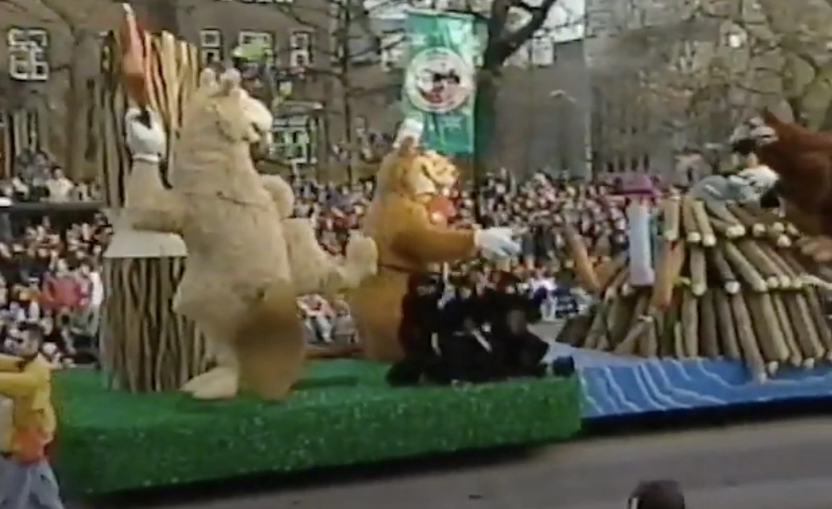 Busy Beavers | Toronto Santa Claus Parade Wiki | Fandom