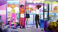 Stink-O-Rama | Totally Spies Wiki | Fandom