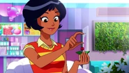 Stink-O-Rama | Totally Spies Wiki | Fandom