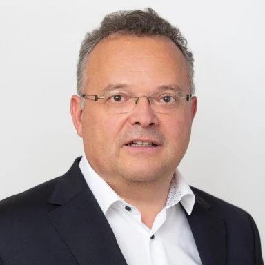 Gerald Hauser | Historica Wiki | Fandom