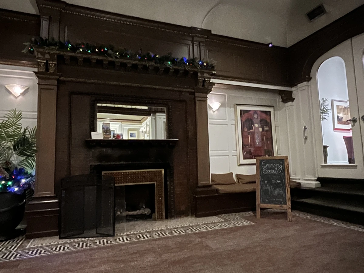 Alexander Inn | Historica Wiki | Fandom