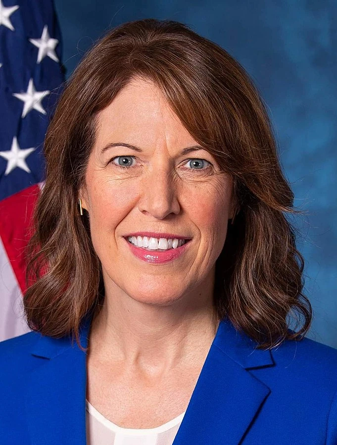 Cindy Axne | Historica Wiki | Fandom