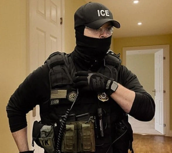 Derek Borland | Historica Wiki | Fandom