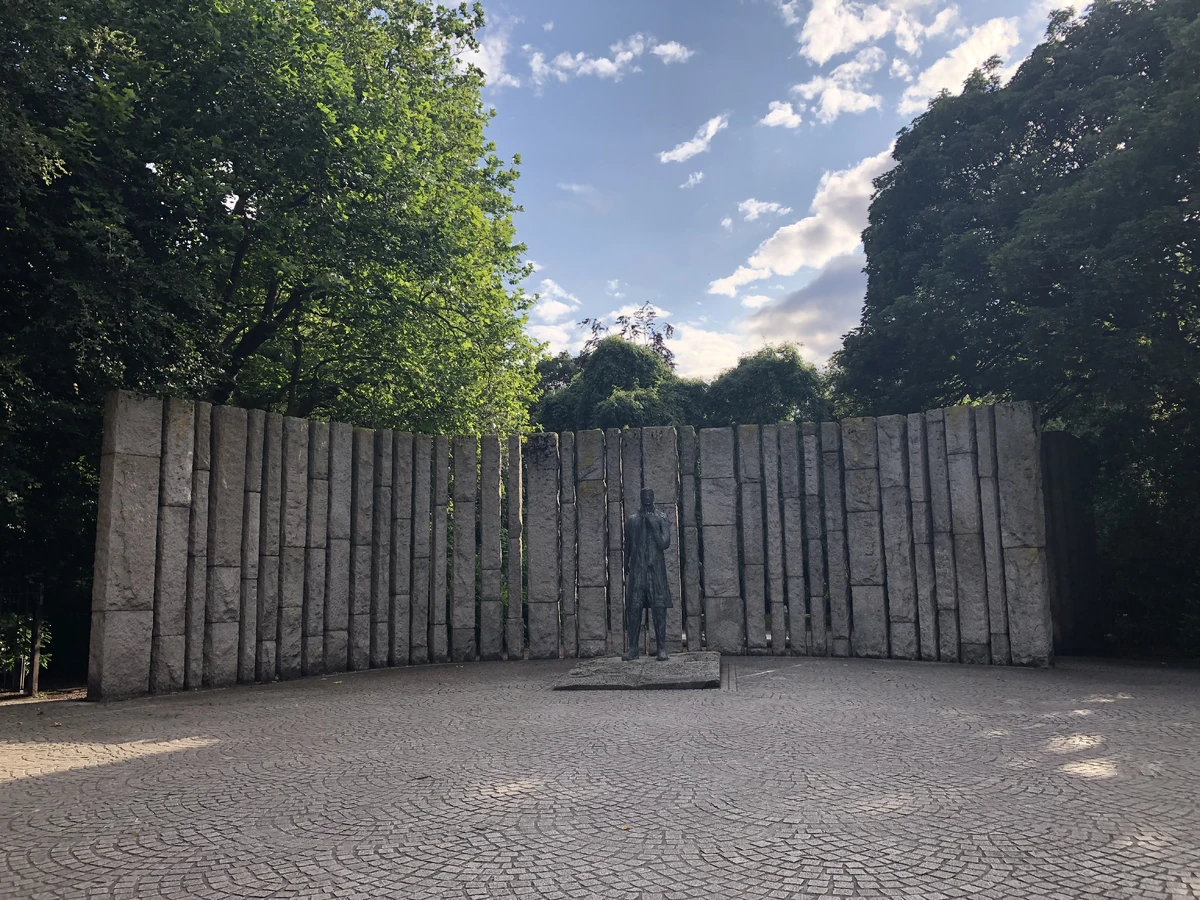 St. Stephen's Green | Historica Wiki | Fandom
