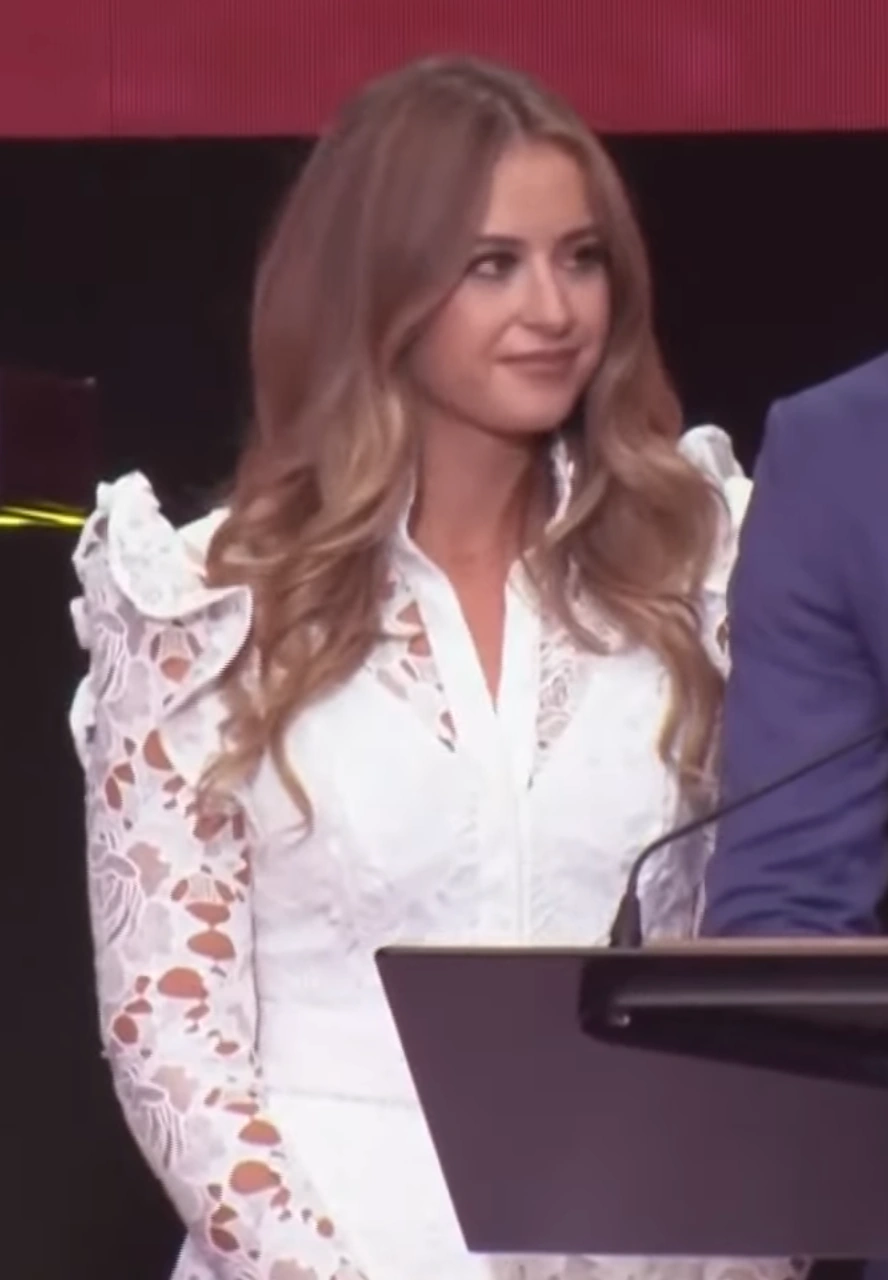 Elizabeth McCoy | Historica Wiki | Fandom