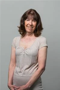 Lesley Pollesche | Historica Wiki | Fandom