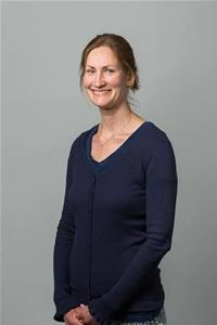 Julia Neden-Watts | Historica Wiki | Fandom