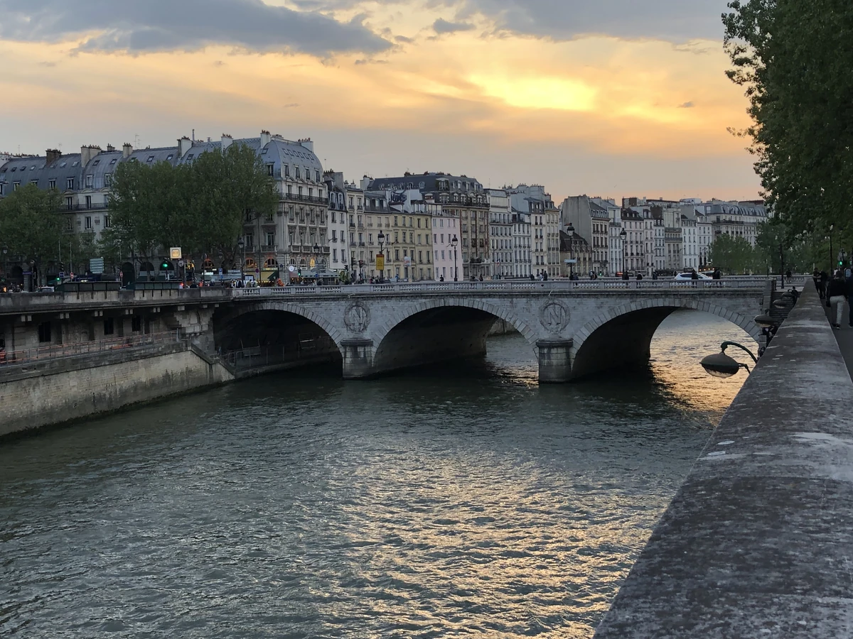 Pont Saint-Michel | Historica Wiki | Fandom