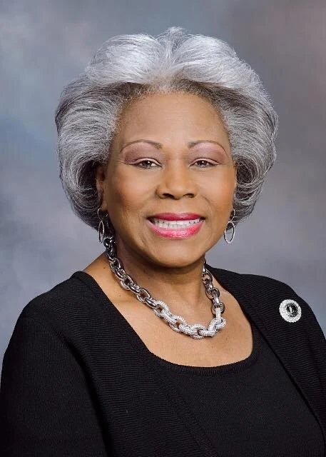 Louise Lucas | Historica Wiki | Fandom