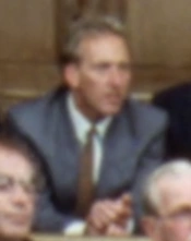 Islwyn Lowe | Historica Wiki | Fandom