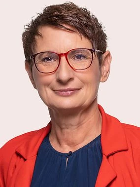 Simona Koß | Historica Wiki | Fandom