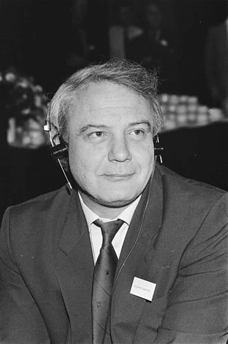 Vladimir Bukovsky | Historica Wiki | Fandom