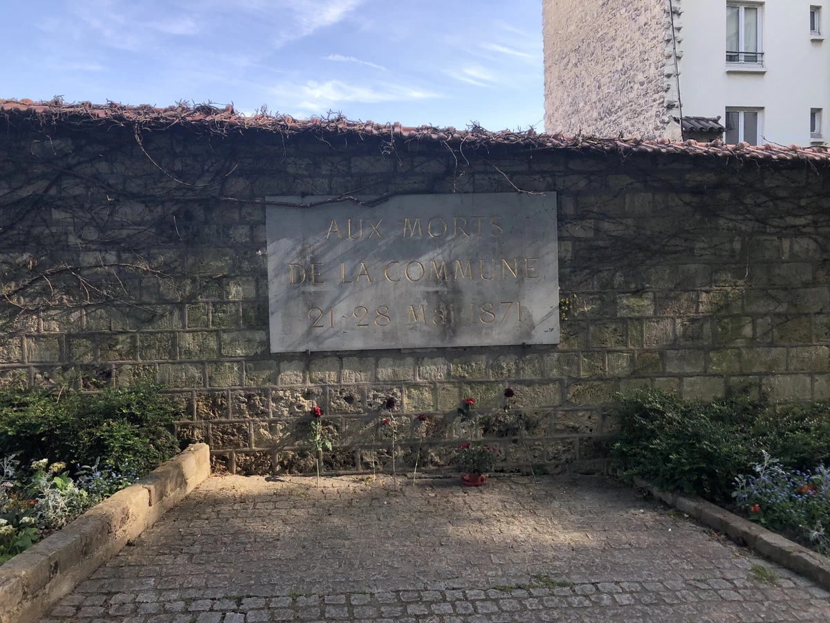 Communards' Wall | Historica Wiki | Fandom