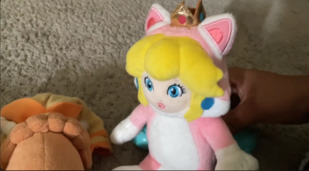 Peach/Relationships | Toy Island Wiki | Fandom