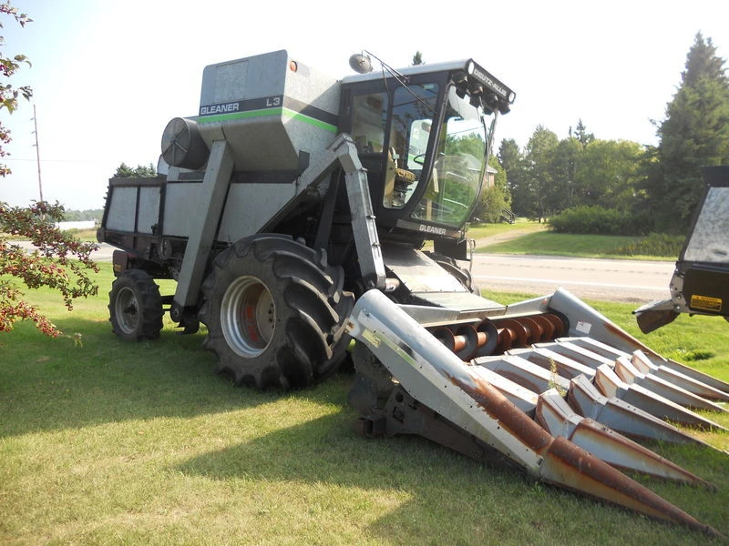 Deutz-Allis Gleaner L3 | Tractor & Construction Plant Wiki | Fandom