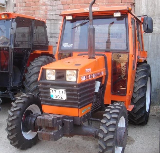 Hattat Universal 533 DT | Tractor & Construction Plant Wiki | Fandom