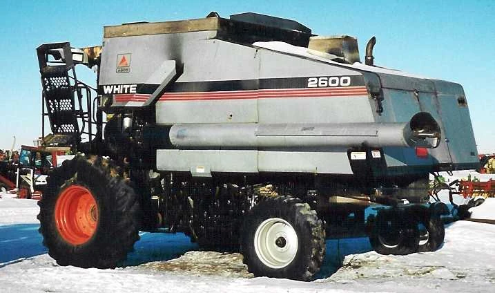 White 2600 | Tractor & Construction Plant Wiki | Fandom