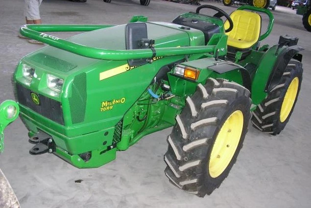 Category:John Deere tractors by Goldoni | Tractor & Construction Plant ...