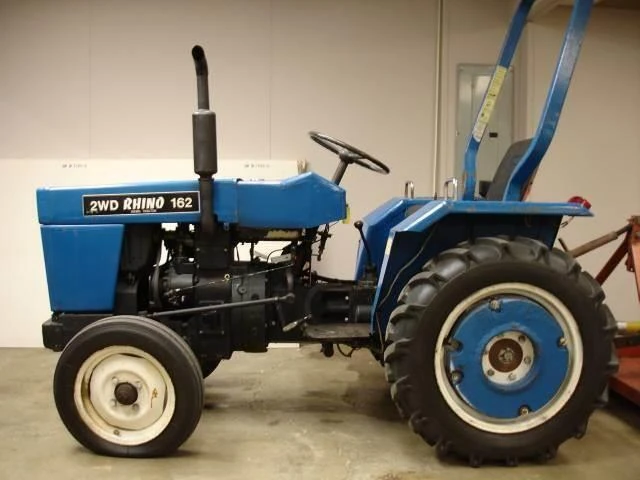 Rhino International 162 | Tractor & Construction Plant Wiki | Fandom