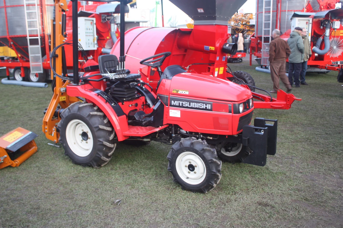 Mitsubishi MT200 | Tractor & Construction Plant Wiki | Fandom