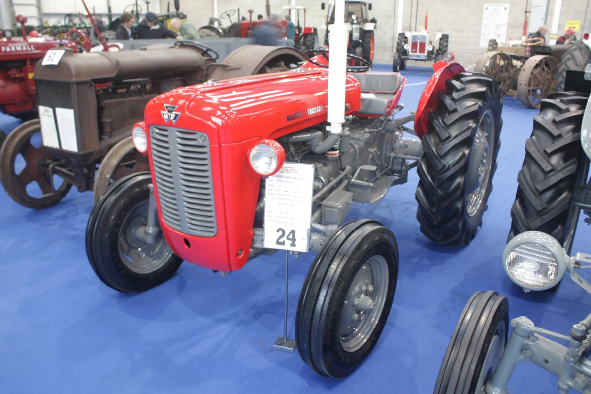 325 XUD | Tractor & Construction Plant Wiki | Fandom