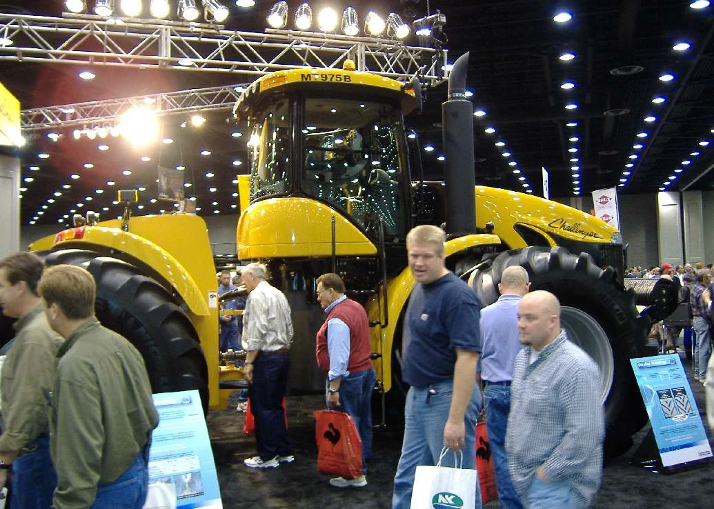 Challenger MT975B | Tractor & Construction Plant Wiki | Fandom