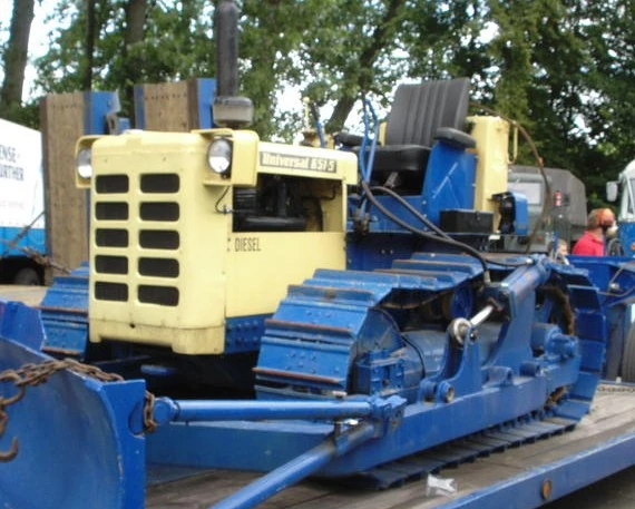 Universal 640 S crawler | Tractor & Construction Plant Wiki | Fandom