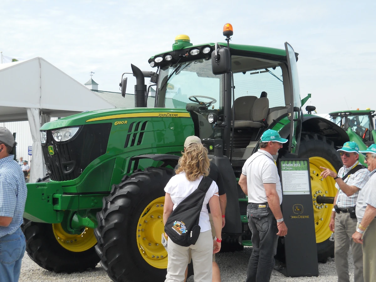 John Deere 6190 R | Tractor & Construction Plant Wiki | Fandom