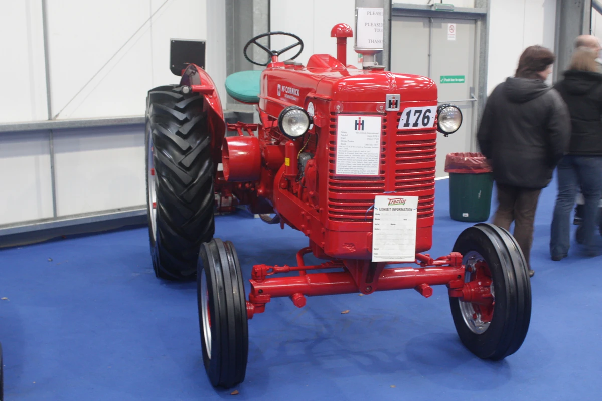 McCormick Super BW-6 | Tractor & Construction Plant Wiki | Fandom