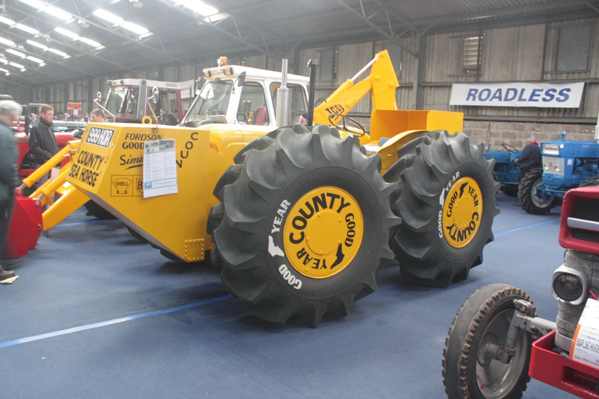 County Sea Horse | Tractor & Construction Plant Wiki | Fandom