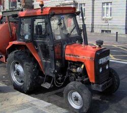 Ursus 450 | Tractor & Construction Plant Wiki | Fandom