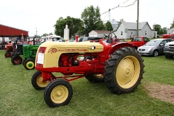 Cockshutt 35 Deluxe | Tractor & Construction Plant Wiki | Fandom