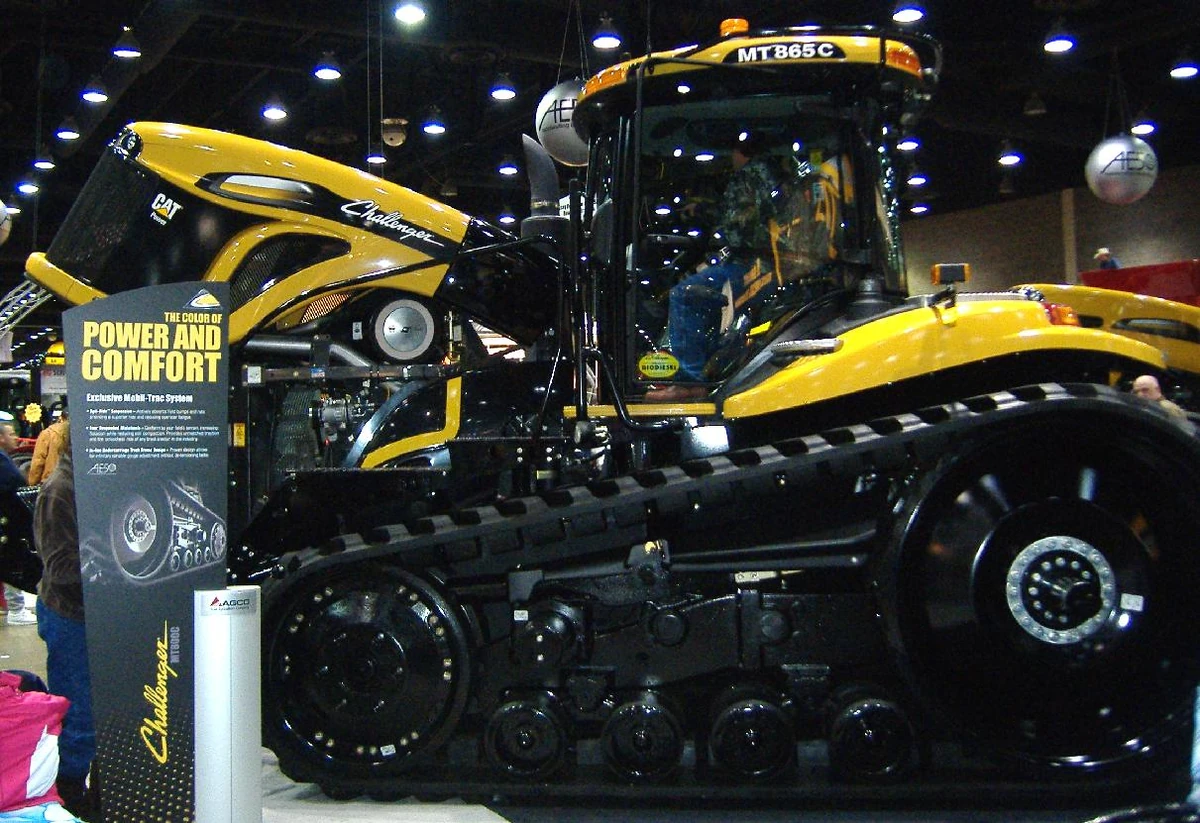 Challenger MT865C | Tractor & Construction Plant Wiki | Fandom