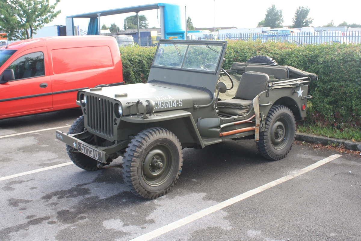 5773 U | Tractor & Construction Plant Wiki | Fandom