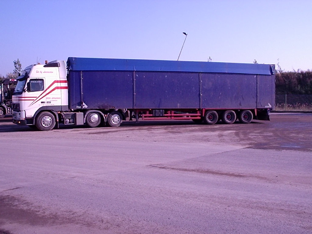 Moving floor trailer | Tractor & Construction Plant Wiki | Fandom