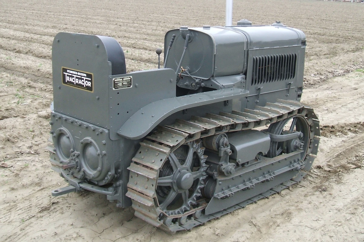 McCormick-Deering Model 15 TracTracTor | Tractor & Construction Plant ...