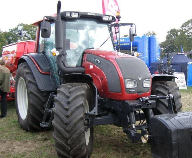 Valtra N141 Hi-Tech | Tractor & Construction Plant Wiki | Fandom