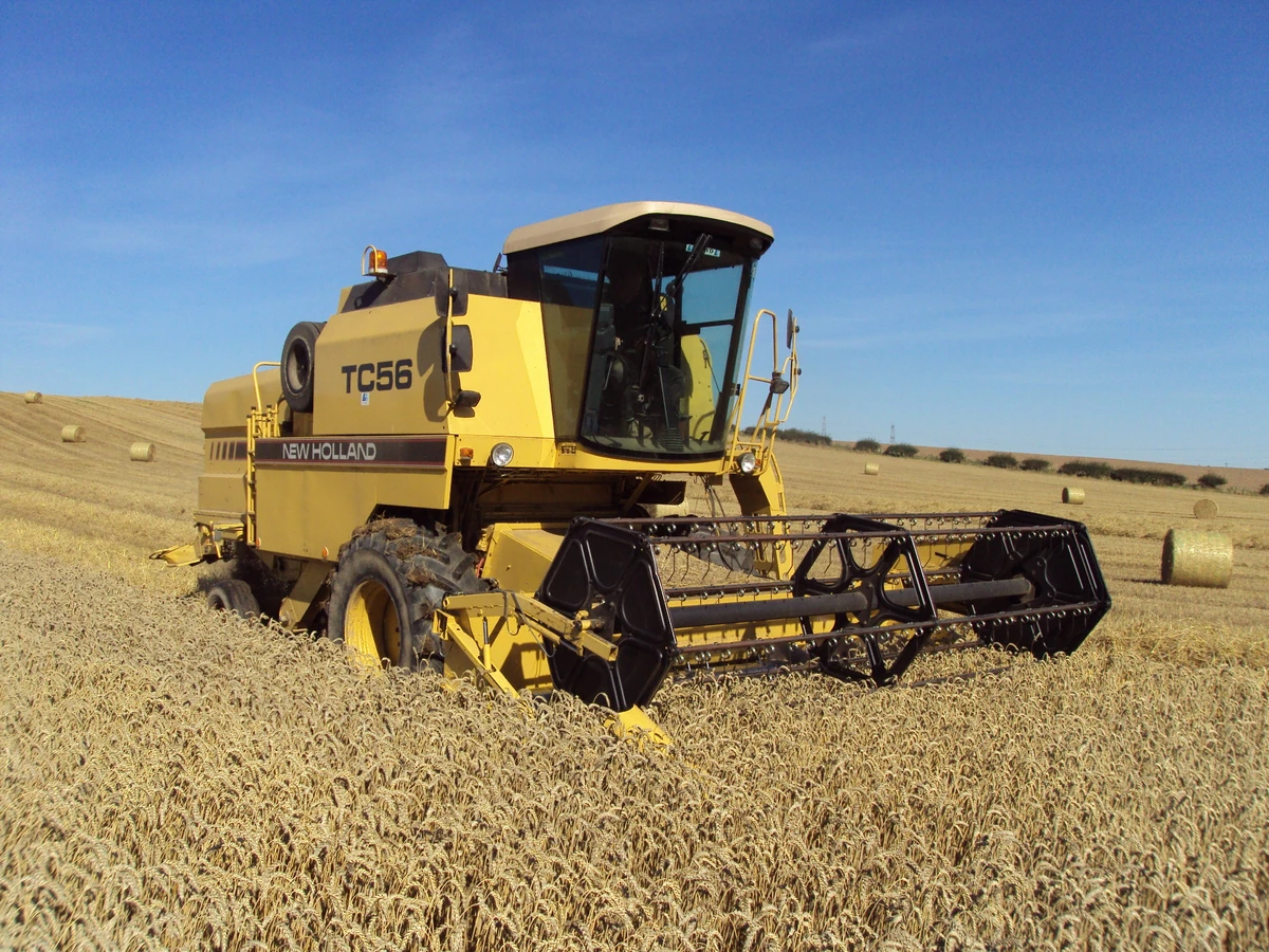 New Holland TC 56 combine | Tractor & Construction Plant Wiki | Fandom